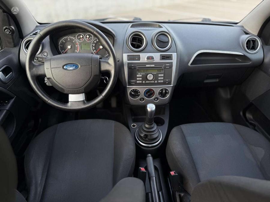 Melns Ford Fiesta 2007 Viļņa, ar dzinēja tilpumu 1.40 L un nobraukumu 147 tūkst. km par 1150 €, foto 10 vietnē AUTOMOTO.COM.LV