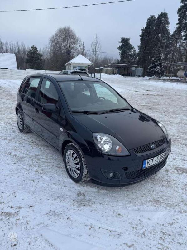 Black Ford Fiesta 2008 in Riga, with an engine capacity of 1.40 L and mileage of 121 thousand km for 1899 €, photo 3 on AUTOMOTO.COM.LV