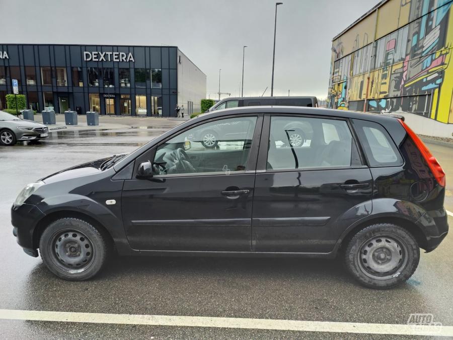 Black Ford Fiesta 2008 in Vilnius, with an engine capacity of 1.40 L and mileage of 115 thousand km for 1500 €, photo 7 on AUTOMOTO.COM.LV
