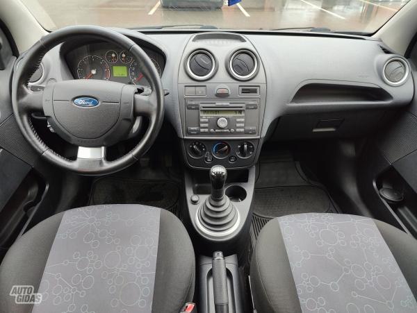 Melns Ford Fiesta 2008 Viļņa, ar dzinēja tilpumu 1.40 L un nobraukumu 115 tūkst. km par 1500 €, foto 9 vietnē AUTOMOTO.COM.LV