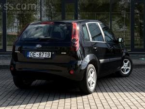 Melns Ford Fiesta 2008 Tukums, ar dzinēja tilpumu 1.40 L un nobraukumu 267 tūkst. km par 1600 €, foto 8 vietnē AUTOMOTO.COM.LV