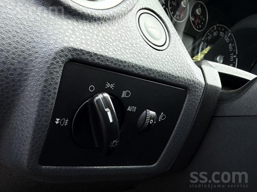 Melns Ford Fiesta 2008 Tukums, ar dzinēja tilpumu 1.40 L un nobraukumu 267 tūkst. km par 1600 €, foto 14 vietnē AUTOMOTO.COM.LV