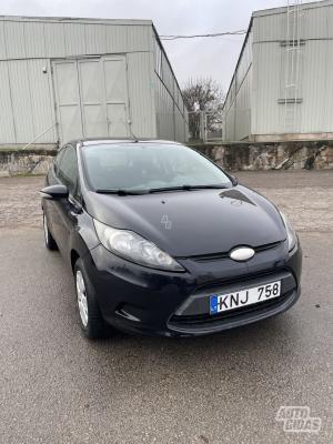 Black Ford Fiesta 2009 in Alytus, with an engine capacity of 1.60 L and mileage of 280 thousand km for 1600 €, photo 3 on AUTOMOTO.COM.LV