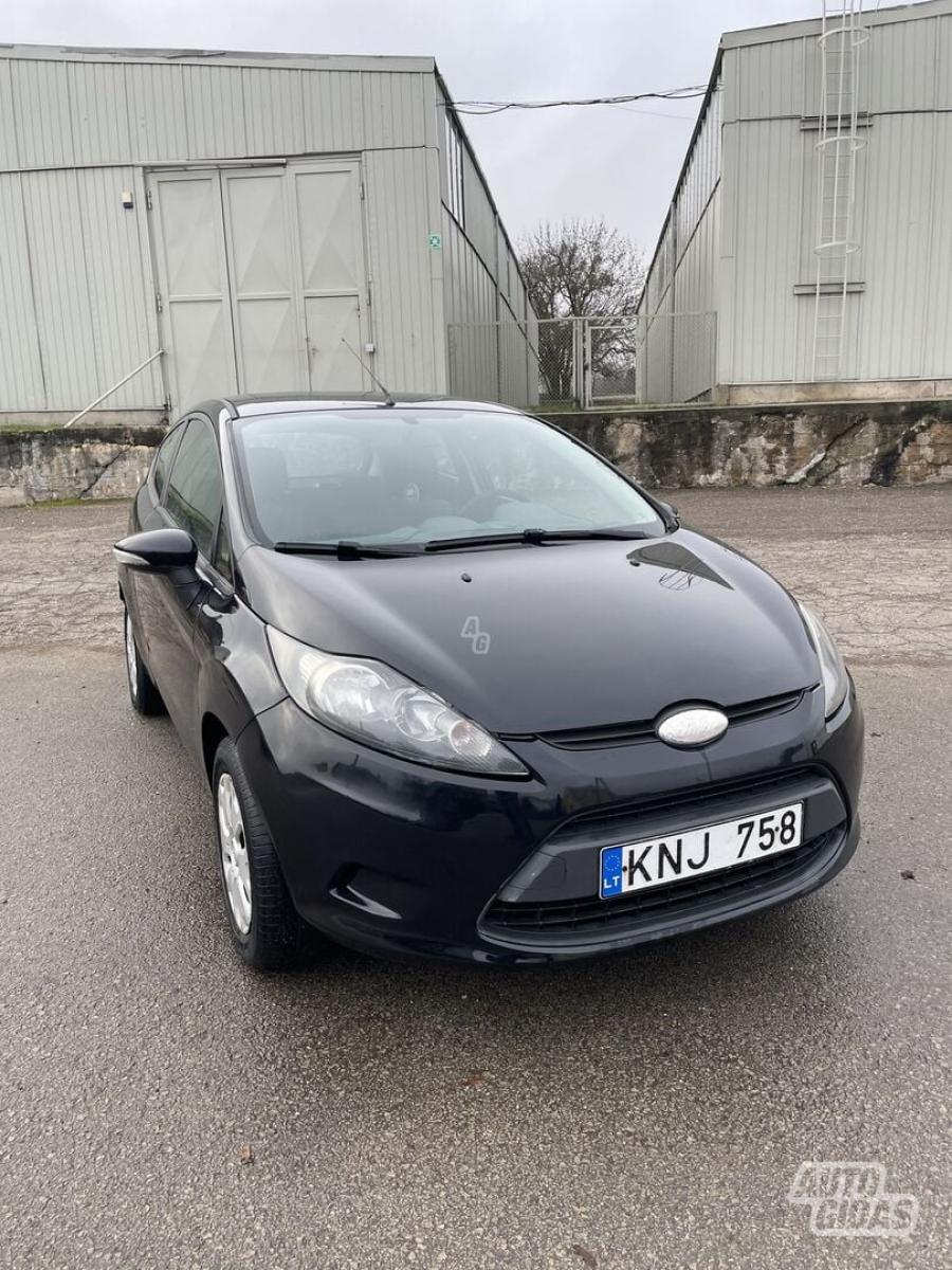 Black Ford Fiesta 2009 in Alytus, with an engine capacity of 1.60 L and mileage of 280 thousand km for 1600 €, photo 3 on AUTOMOTO.COM.LV