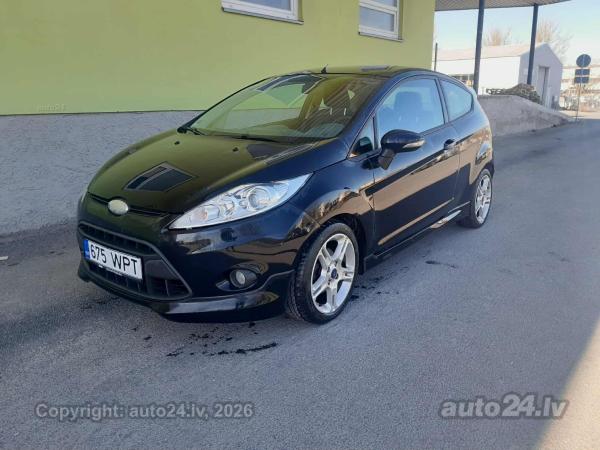 Melns Ford Fiesta 2009 Tallina, ar dzinēja tilpumu 1.60 L un nobraukumu 267 tūkst. km par 4300 €, foto 1 vietnē AUTOMOTO.COM.LV
