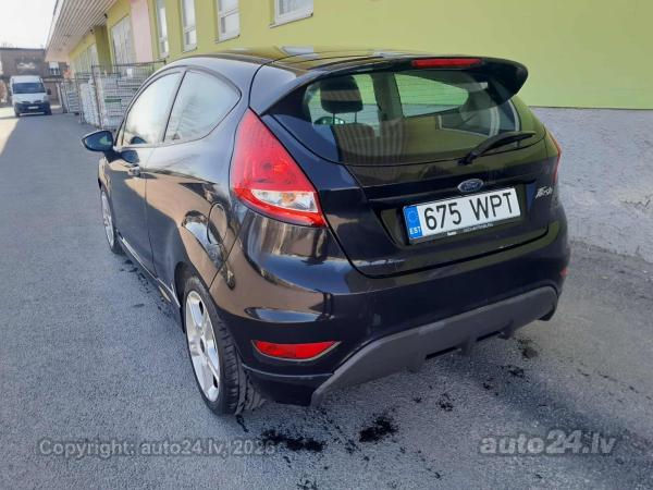Melns Ford Fiesta 2009 Tallina, ar dzinēja tilpumu 1.60 L un nobraukumu 267 tūkst. km par 4300 €, foto 3 vietnē AUTOMOTO.COM.LV