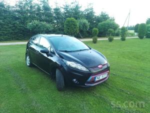 Melns Ford Fiesta 2009 Valmiera, ar dzinēja tilpumu 1.40 L un nobraukumu 312 tūkst. km par 1800 €, foto  vietnē AUTOMOTO.COM.LV