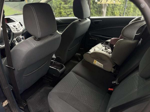 Melns Ford Fiesta 2009 Kauņa, ar dzinēja tilpumu 1.56 L un nobraukumu 294 tūkst. km par 2100 €, foto 10 vietnē AUTOMOTO.COM.LV