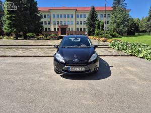Black Ford Fiesta 2009 in Marijampole, with an engine capacity of 1.20 L and mileage of 112 thousand km for 2999 €, photo 4 on AUTOMOTO.COM.LV