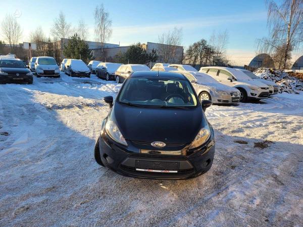 Melns Ford Fiesta 2010 Telšiai, ar dzinēja tilpumu 1.56 L un nobraukumu 250 tūkst. km par 2999 €, foto 1 vietnē AUTOMOTO.COM.LV