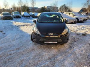 Melns Ford Fiesta 2010 Telšiai, ar dzinēja tilpumu 1.56 L un nobraukumu 250 tūkst. km par 2999 €, foto 2 vietnē AUTOMOTO.COM.LV