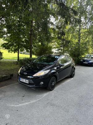 Melns Ford Fiesta 2010 Kauņa, ar dzinēja tilpumu 1.57 L un nobraukumu 229 tūkst. km par 1400 €, foto  vietnē AUTOMOTO.COM.LV