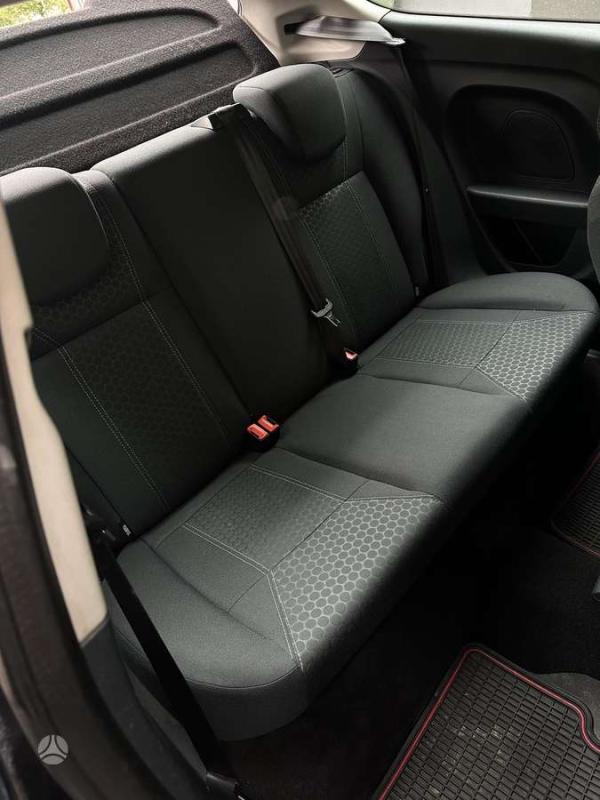 Melns Ford Fiesta 2010 Kauņa, ar dzinēja tilpumu 1.57 L un nobraukumu 229 tūkst. km par 1400 €, foto 5 vietnē AUTOMOTO.COM.LV