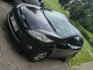 Melns Ford Fiesta 2010 Rīga, ar dzinēja tilpumu 1.60 L un nobraukumu 245 tūkst. km par 2500 €, foto 5 vietnē AUTOMOTO.COM.LV