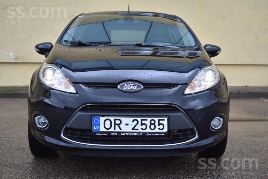 Black Ford Fiesta 2010 in Talsi, with an engine capacity of 1.40 L and mileage of 177 thousand km for 5800 €, photo 4 on AUTOMOTO.COM.LV
