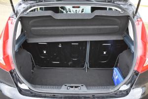 Black Ford Fiesta 2010 in Talsi, with an engine capacity of 1.40 L and mileage of 177 thousand km for 5800 €, photo 10 on AUTOMOTO.COM.LV
