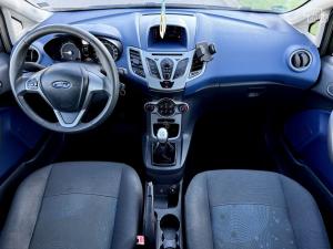 Melns Ford Fiesta 2010 Kauņa, ar dzinēja tilpumu 1.60 L un nobraukumu 277 tūkst. km par 2750 €, foto 23 vietnē AUTOMOTO.COM.LV