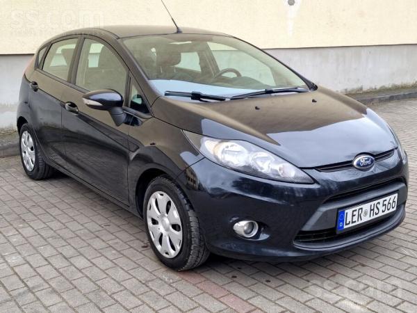 Melns Ford Fiesta 2011 Ogre, ar dzinēja tilpumu 1.60 L un nobraukumu 0 tūkst. km par 5350 €, foto 3 vietnē AUTOMOTO.COM.LV