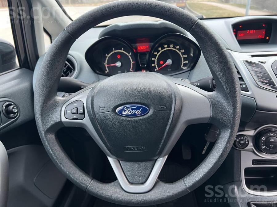 Melns Ford Fiesta 2011 Jelgava, ar dzinēja tilpumu 1.30 L un nobraukumu 163 tūkst. km par 2995 €, foto 16 vietnē AUTOMOTO.COM.LV