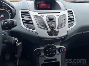 Melns Ford Fiesta 2011 Jelgava, ar dzinēja tilpumu 1.30 L un nobraukumu 163 tūkst. km par 2995 €, foto 20 vietnē AUTOMOTO.COM.LV