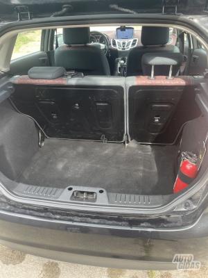 Melns Ford Fiesta 2011 Panevēža, ar dzinēja tilpumu 1.60 L un nobraukumu 300 tūkst. km par 2100 €, foto 8 vietnē AUTOMOTO.COM.LV