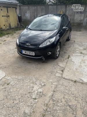Melns Ford Fiesta 2011 Panevēža, ar dzinēja tilpumu 1.60 L un nobraukumu 300 tūkst. km par 2100 €, foto 11 vietnē AUTOMOTO.COM.LV