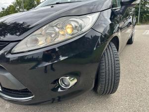 Melns Ford Fiesta 2011 Alīta, ar dzinēja tilpumu 1.56 L un nobraukumu 265 tūkst. km par 3300 €, foto 10 vietnē AUTOMOTO.COM.LV
