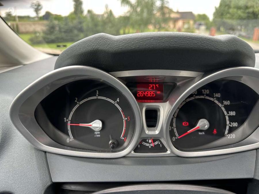 Melns Ford Fiesta 2011 Alīta, ar dzinēja tilpumu 1.56 L un nobraukumu 265 tūkst. km par 3300 €, foto 19 vietnē AUTOMOTO.COM.LV