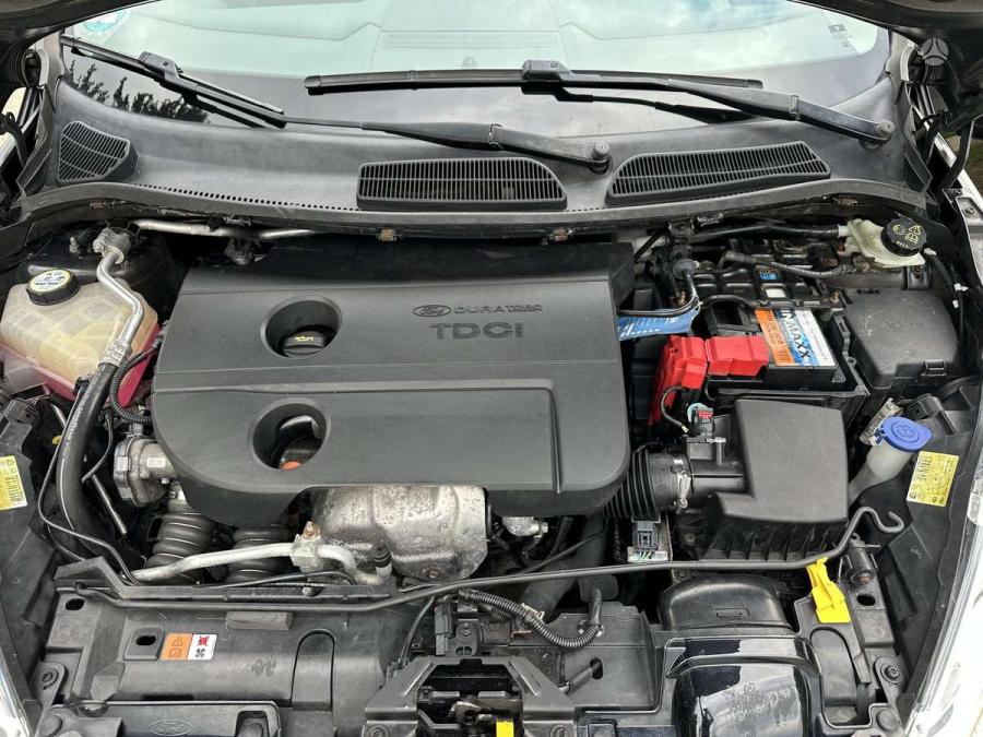 Melns Ford Fiesta 2011 Alīta, ar dzinēja tilpumu 1.56 L un nobraukumu 265 tūkst. km par 3300 €, foto 23 vietnē AUTOMOTO.COM.LV