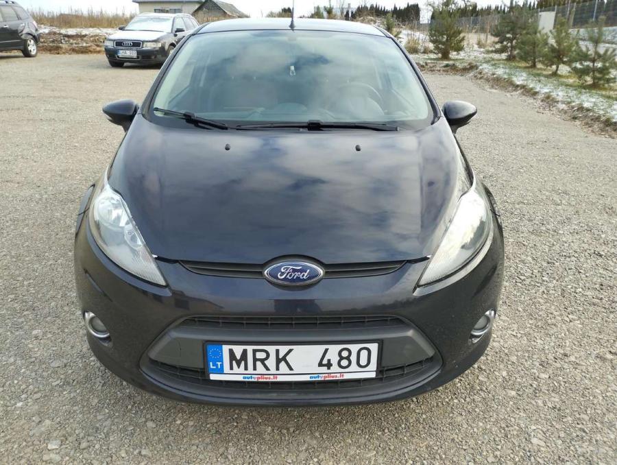 Melns Ford Fiesta 2012 Viļņa, ar dzinēja tilpumu 1.56 L un nobraukumu 285 tūkst. km par 2699 €, foto 2 vietnē AUTOMOTO.COM.LV