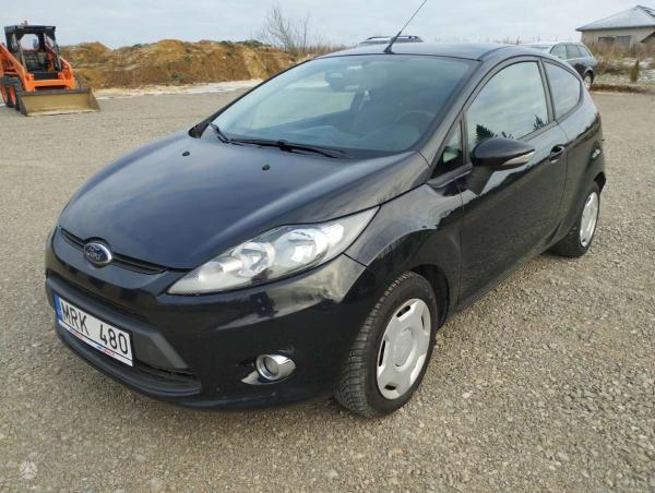 Melns Ford Fiesta 2012 Viļņa, ar dzinēja tilpumu 1.56 L un nobraukumu 285 tūkst. km par 2699 €, foto 3 vietnē AUTOMOTO.COM.LV