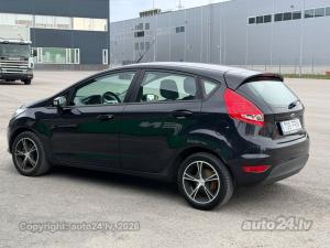 Black Ford Fiesta 2012 in Tallinn, with an engine capacity of 1.60 L and mileage of 189 thousand km for 3900 €, photo 3 on AUTOMOTO.COM.LV