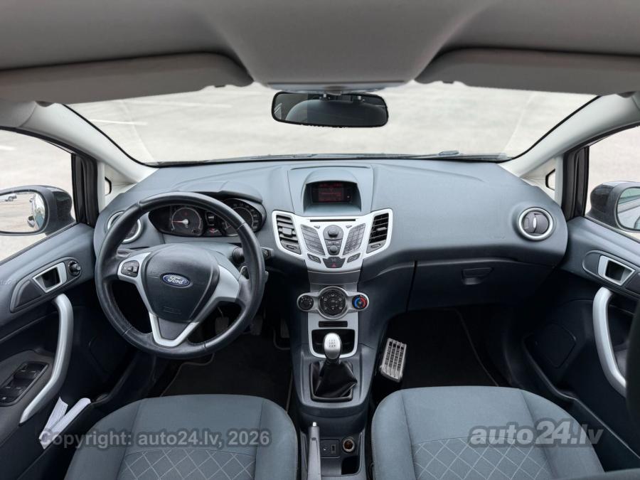 Black Ford Fiesta 2012 in Tallinn, with an engine capacity of 1.60 L and mileage of 189 thousand km for 3900 €, photo 6 on AUTOMOTO.COM.LV