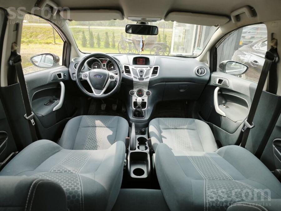 Black Ford Fiesta 2012 in Jelgava, with an engine capacity of 1.40 L and mileage of 0 thousand km for 3290 €, photo 16 on AUTOMOTO.COM.LV