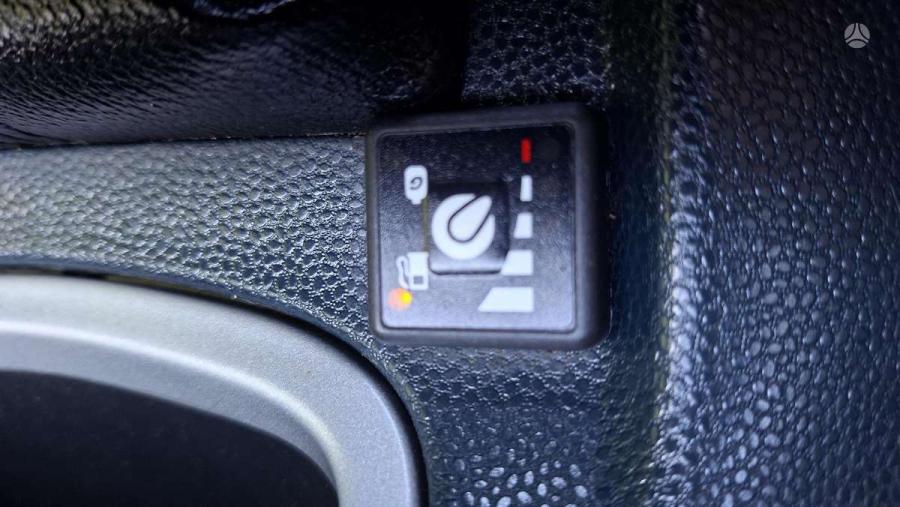 Melns Ford Fiesta 2012 Kauņa, ar dzinēja tilpumu 1.30 L un nobraukumu 160 tūkst. km par 3650 €, foto 18 vietnē AUTOMOTO.COM.LV