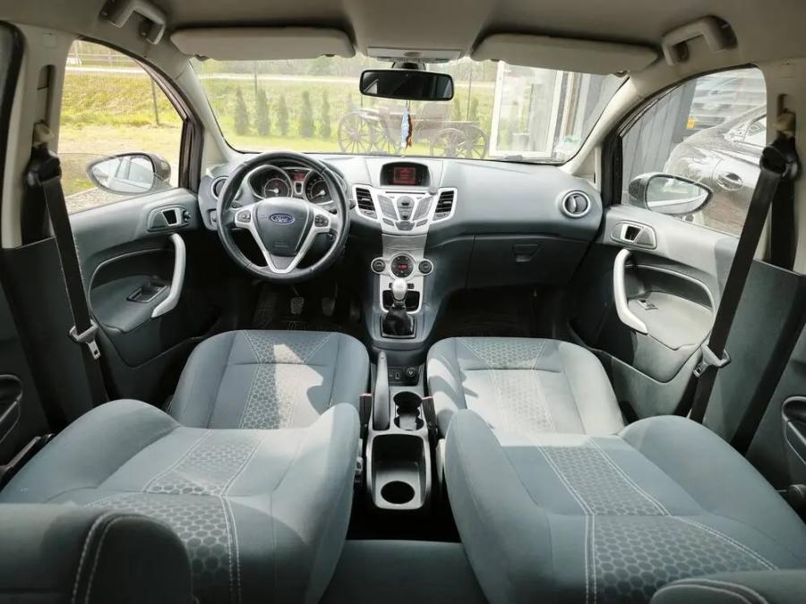 Melns Ford Fiesta 2012 Jelgava, ar dzinēja tilpumu 1.40 L un nobraukumu 275 tūkst. km par 3290 €, foto 15 vietnē AUTOMOTO.COM.LV