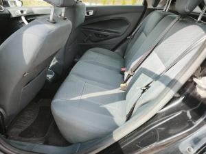 Melns Ford Fiesta 2012 Jelgava, ar dzinēja tilpumu 1.40 L un nobraukumu 275 tūkst. km par 3290 €, foto 17 vietnē AUTOMOTO.COM.LV
