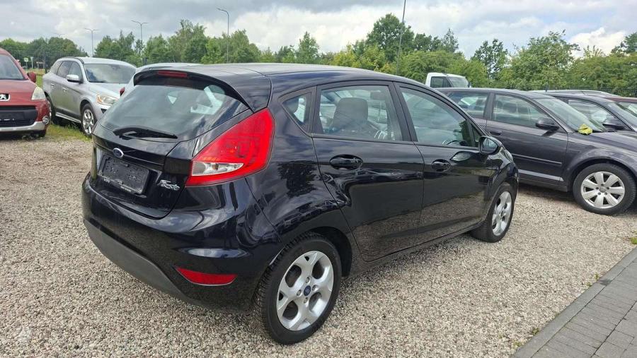Melns Ford Fiesta 2012 Kauņa, ar dzinēja tilpumu 1.30 L un nobraukumu 168 tūkst. km par 3650 €, foto 7 vietnē AUTOMOTO.COM.LV