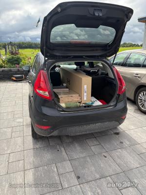 Black Ford Fiesta 2012 in Tallinn, with an engine capacity of 1.60 L and mileage of 208 thousand km for 3200 €, photo 4 on AUTOMOTO.COM.LV