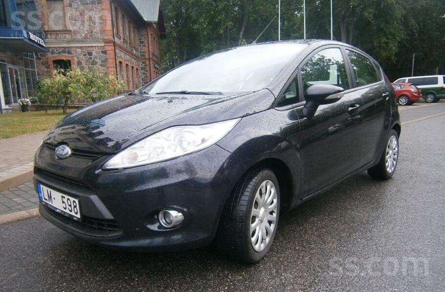 Black Ford Fiesta 2012 in Riga, with an engine capacity of 1.40 L and mileage of 193 thousand km for 3350 €, photo 3 on AUTOMOTO.COM.LV