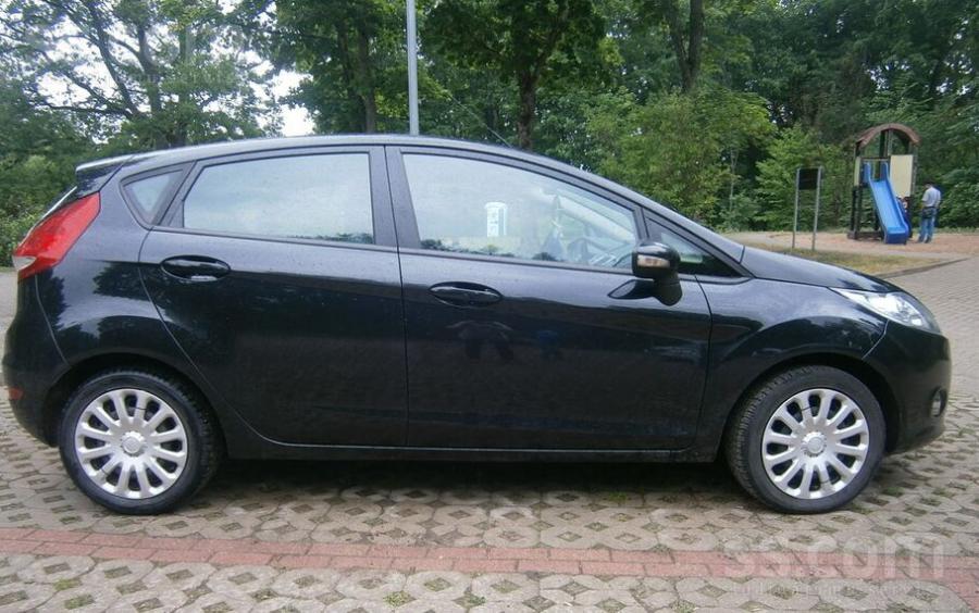 Black Ford Fiesta 2012 in Riga, with an engine capacity of 1.40 L and mileage of 193 thousand km for 3350 €, photo 6 on AUTOMOTO.COM.LV