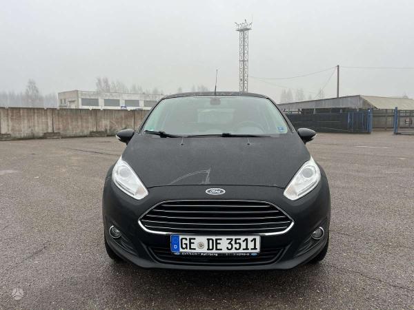Melns Ford Fiesta 2013 Panevēža, ar dzinēja tilpumu 1.24 L un nobraukumu 187 tūkst. km par 3800 €, foto 2 vietnē AUTOMOTO.COM.LV