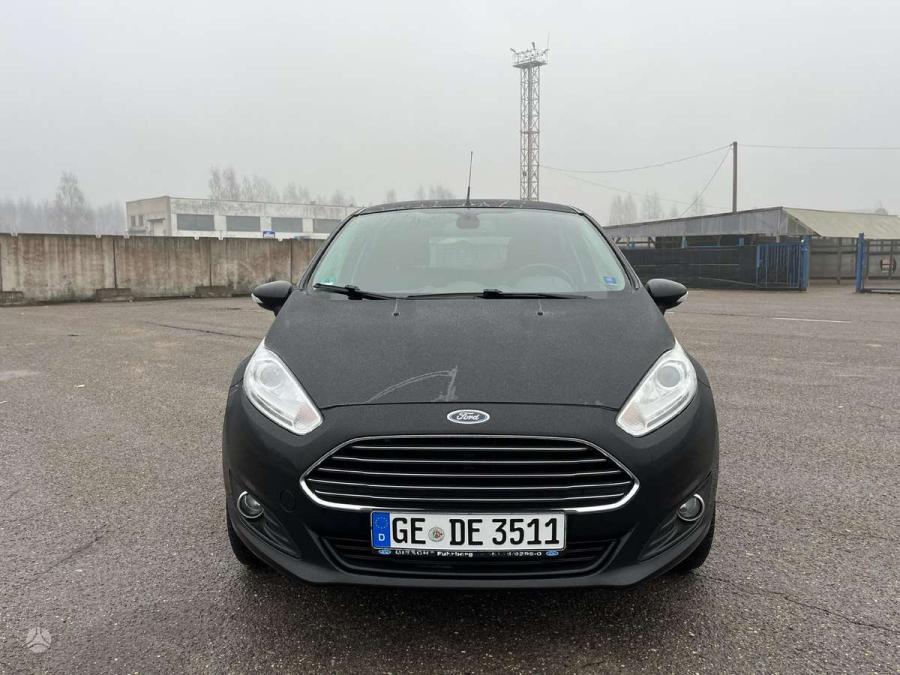 Black Ford Fiesta 2013 in Panevezys, with an engine capacity of 1.24 L and mileage of 187 thousand km for 3800 €, photo 2 on AUTOMOTO.COM.LV
