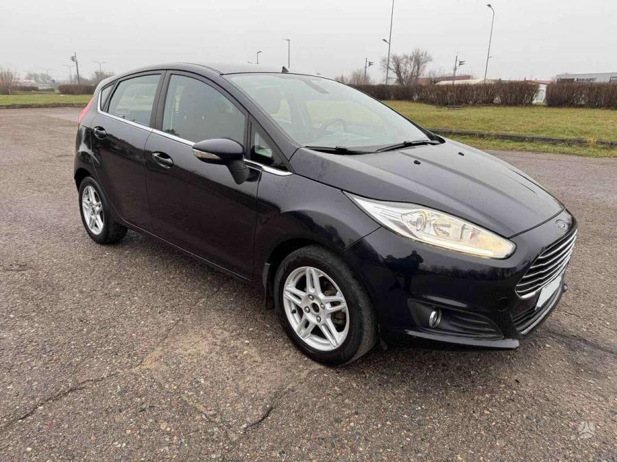 Melns Ford Fiesta 2013 Kauņa, ar dzinēja tilpumu 1.00 L un nobraukumu 140 tūkst. km par 3499 €, foto 3 vietnē AUTOMOTO.COM.LV