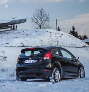 Black Ford Fiesta 2013 in Kaunas, with an engine capacity of 1.60 L and mileage of 240 thousand km for 4000 €, photo 7 on AUTOMOTO.COM.LV