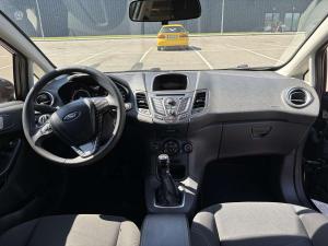 Black Ford Fiesta 2013 in Sirvintos, with an engine capacity of 1.50 L and mileage of 246 thousand km for 3400 €, photo 8 on AUTOMOTO.COM.LV