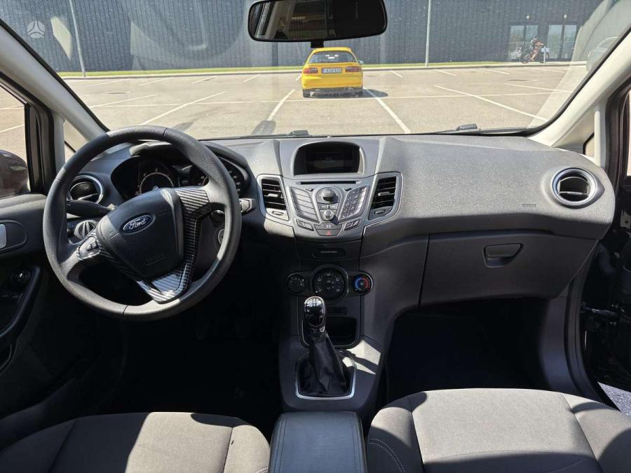 Black Ford Fiesta 2013 in Sirvintos, with an engine capacity of 1.50 L and mileage of 246 thousand km for 3400 €, photo 8 on AUTOMOTO.COM.LV