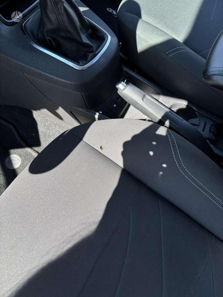 Black Ford Fiesta 2013 in Sirvintos, with an engine capacity of 1.50 L and mileage of 246 thousand km for 3400 €, photo 14 on AUTOMOTO.COM.LV
