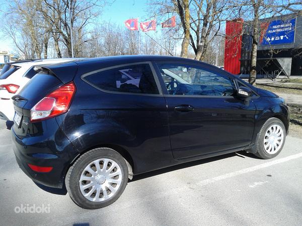 Black Ford Fiesta 2013 in Johvi, with an engine capacity of 0.00 L and mileage of 236 thousand km for 3500 €, photo 3 on AUTOMOTO.COM.LV