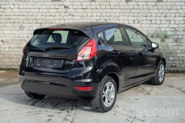 Black Ford Fiesta 2013 in Liepaja, with an engine capacity of 1.00 L and mileage of 190 thousand km for 4300 €, photo 5 on AUTOMOTO.COM.LV
